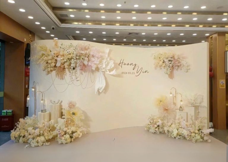 Top 50+ Mẫu Backdrop Sự Kiện Đẹp Nhất | Hoàng Phong Event