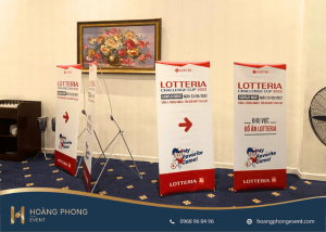 Báo Giá Cho Thuê Standee Chuyên Nghiệp Tại Hà Nội 2026