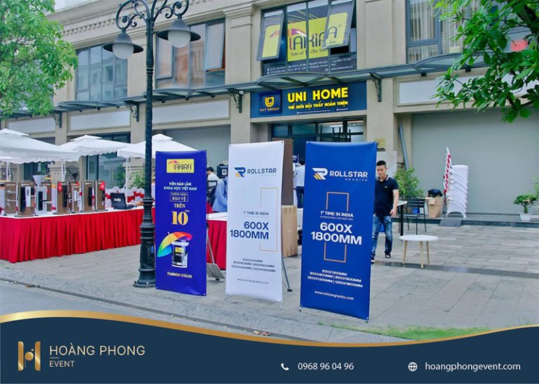 Báo Giá Dịch Vụ Cho Thuê Standee | Hoàng Phong Event