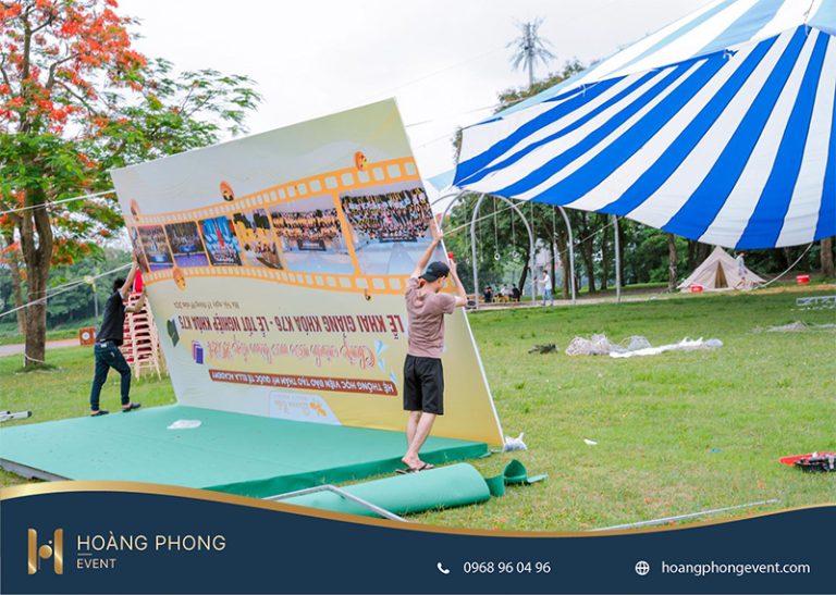 Top Mẫu Booth Checkin Đẹp Nhất 2026 | Hoàng Phong Event