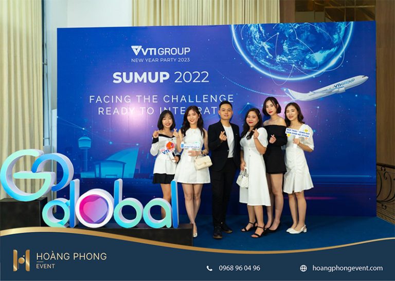 Top Mẫu Booth Checkin Đẹp Nhất 2026 | Hoàng Phong Event